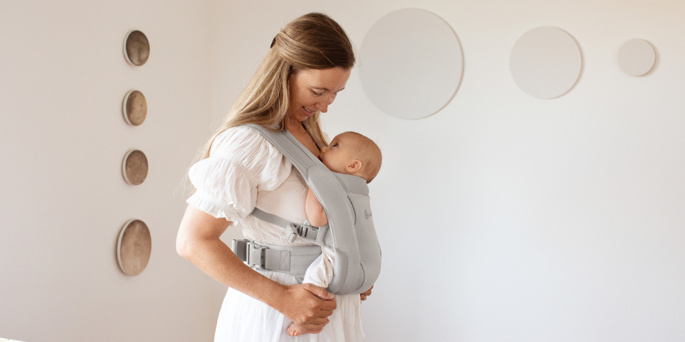 How to feed in your Ergobaby carrier! – Baby Central Singapore